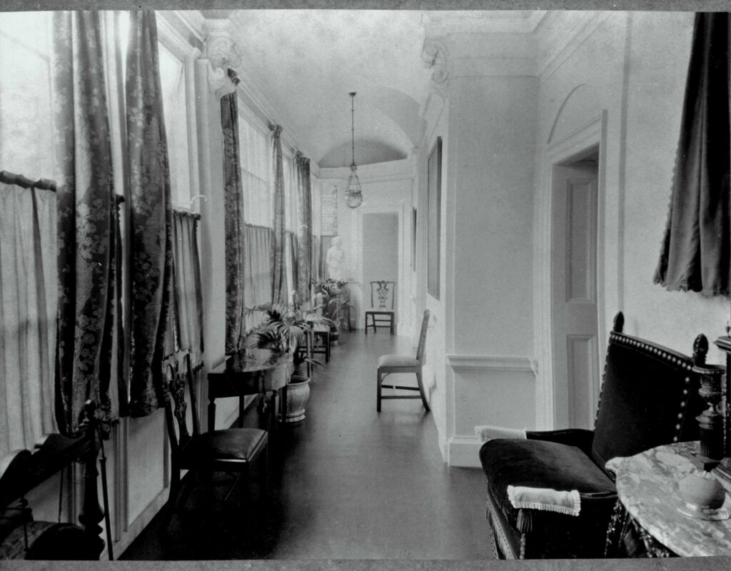 Princess Elizabeth takes tea at Preston Manor in 1945 - Brighton & Hove ...